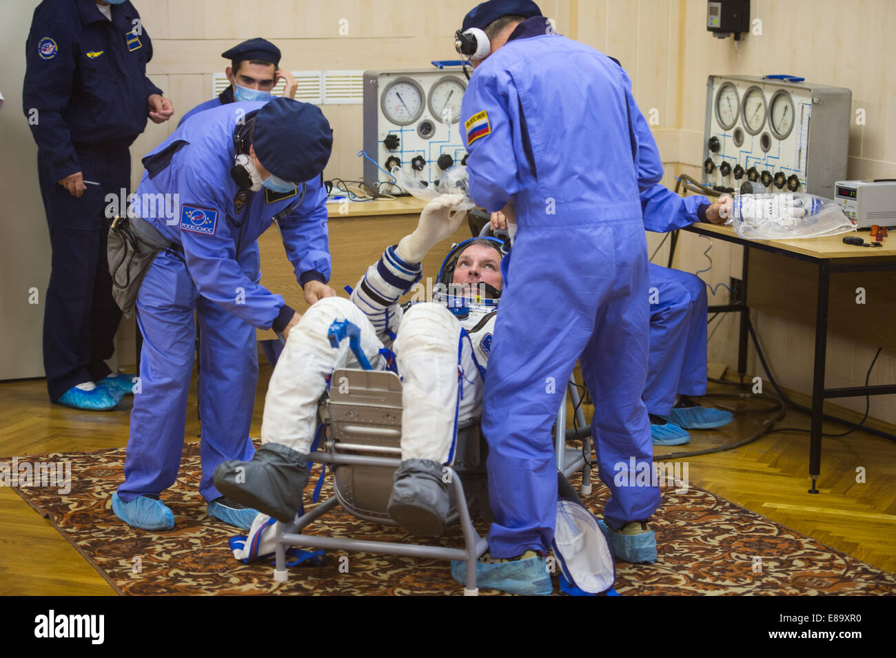 Commander alexander samokutyaev hi-res stock photography and images - Alamy