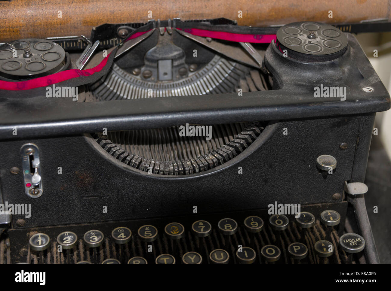 Imperial typewriter logo hi-res stock photography and images - Alamy