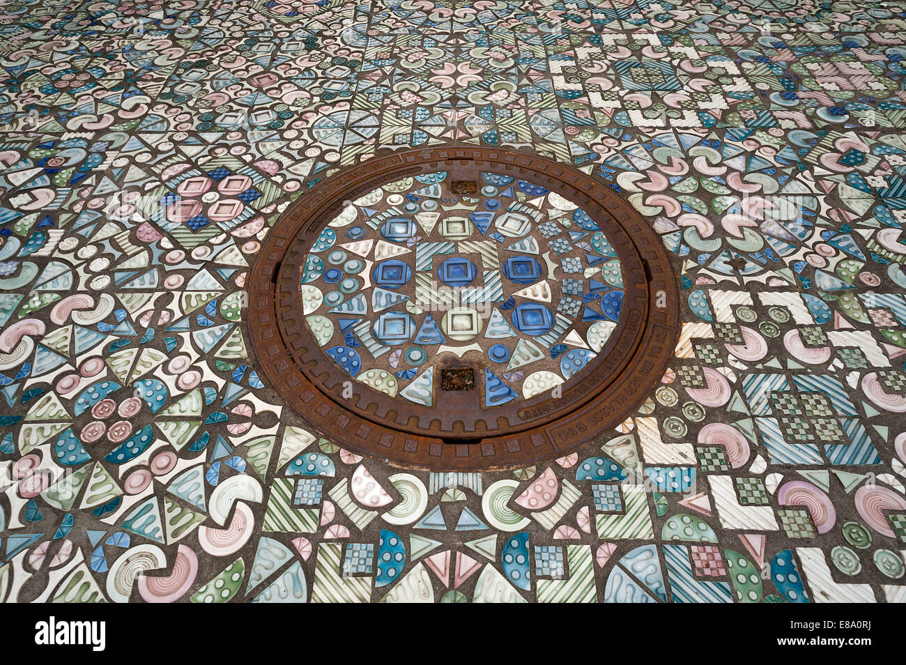 Ceramic manhole cover hi-res stock photography and images - Alamy