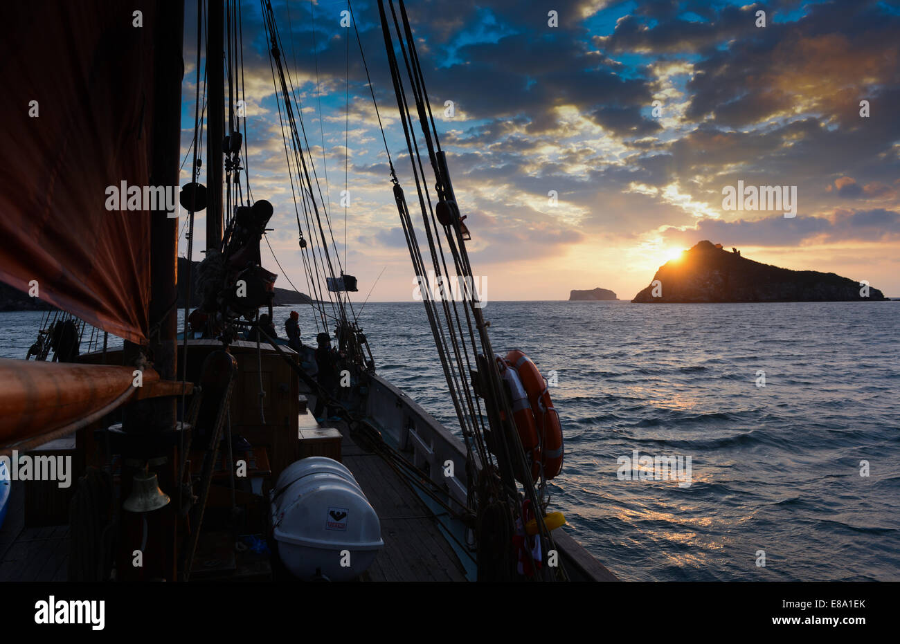 Sunrise over Thatcher Rock off the Devon coastline from the Brixham ...