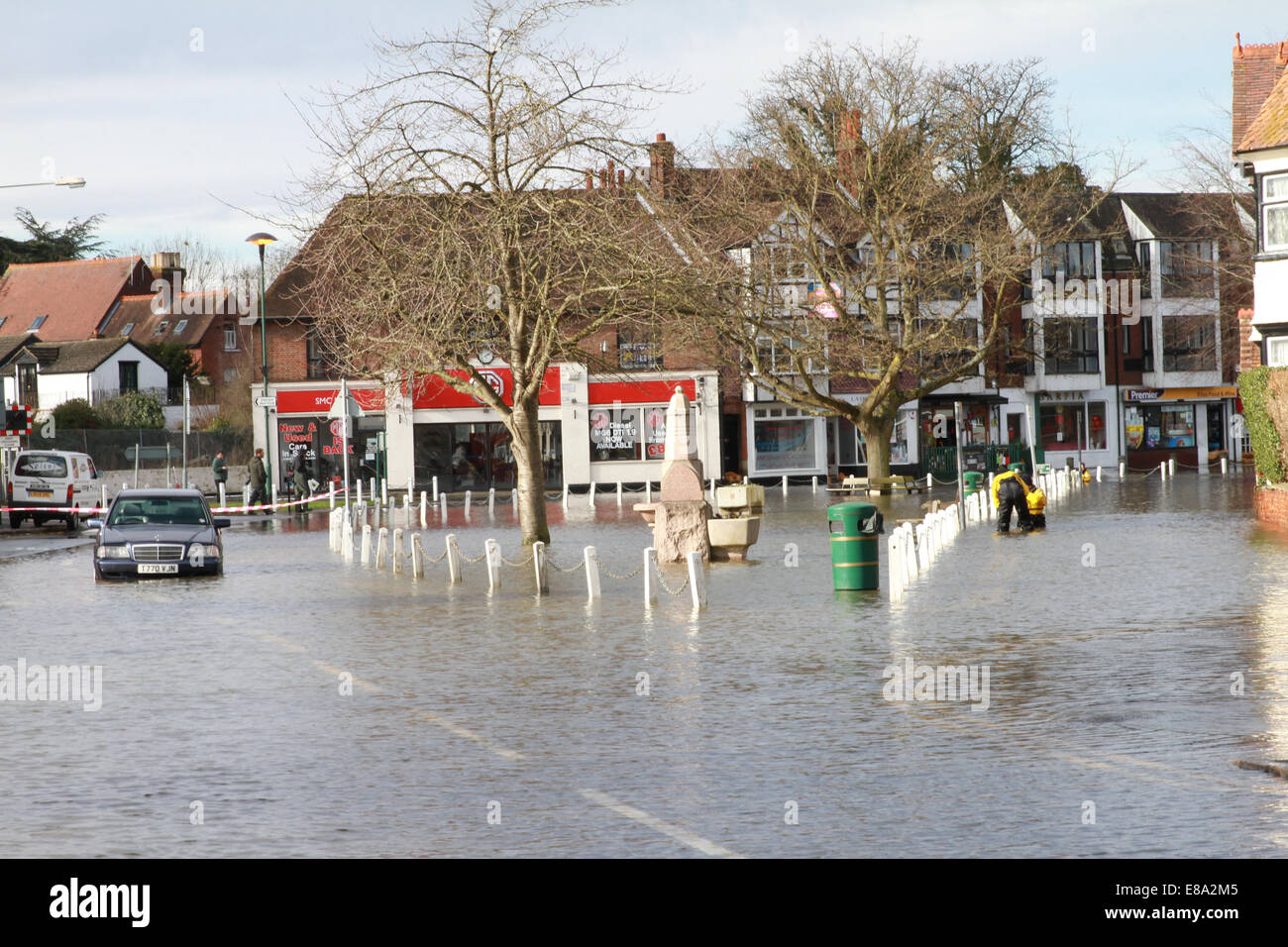 Flooding in Datchet, Berkshire, UK 2014 Stock Photo - Alamy