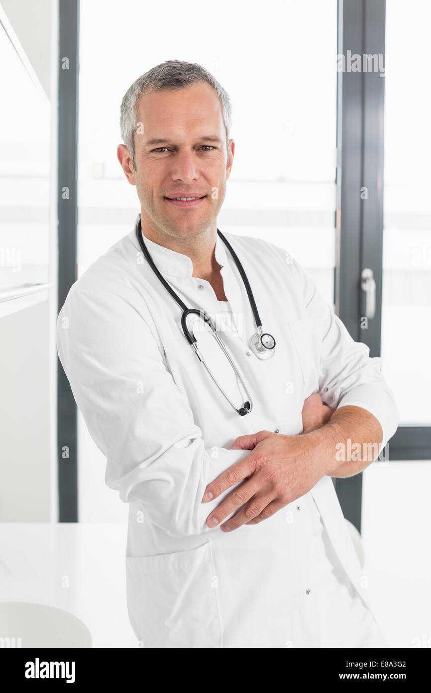 Doctor in hospital, portrait Stock Photo - Alamy