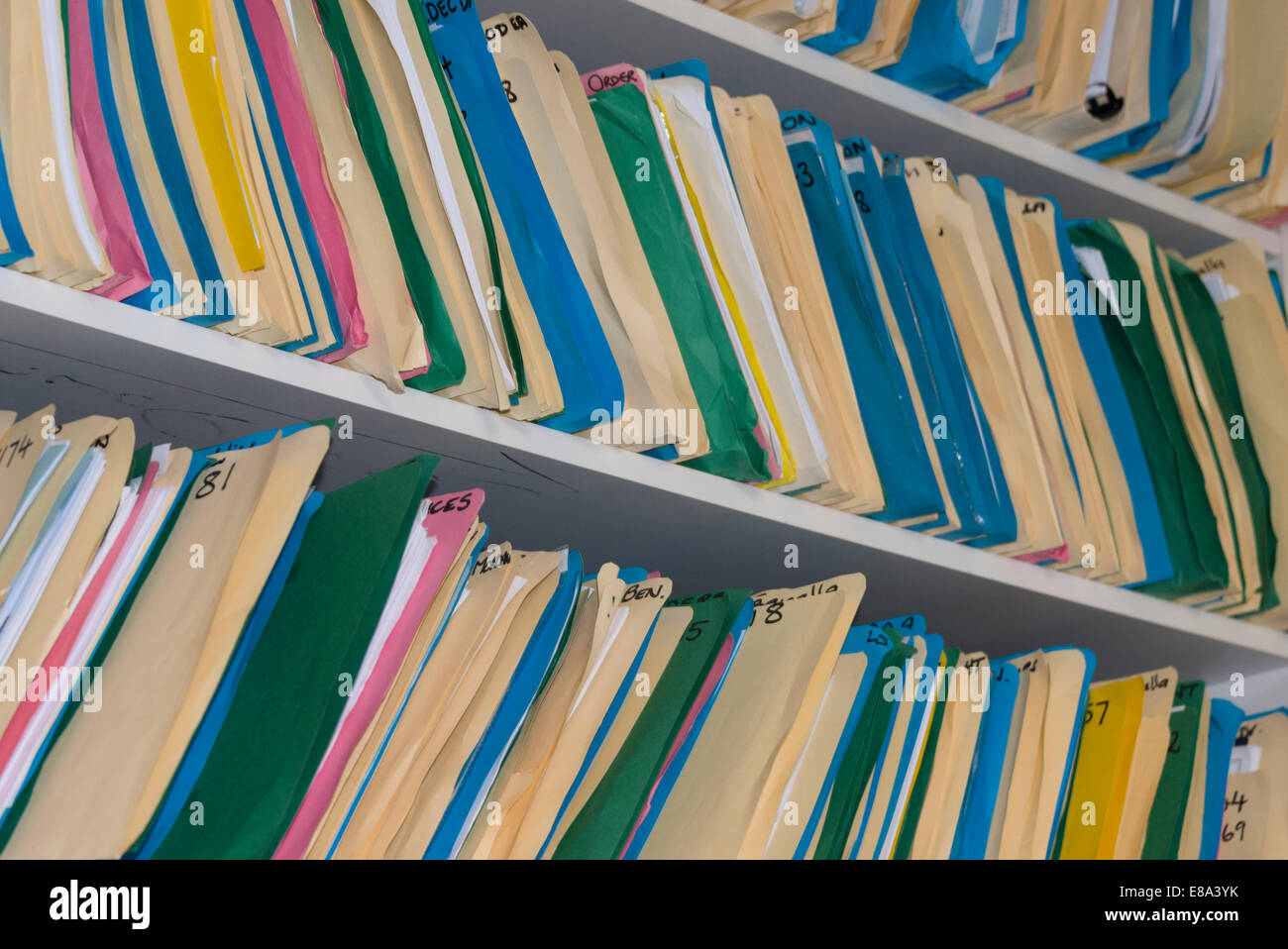 Files shelves hi-res stock photography and images - Alamy
