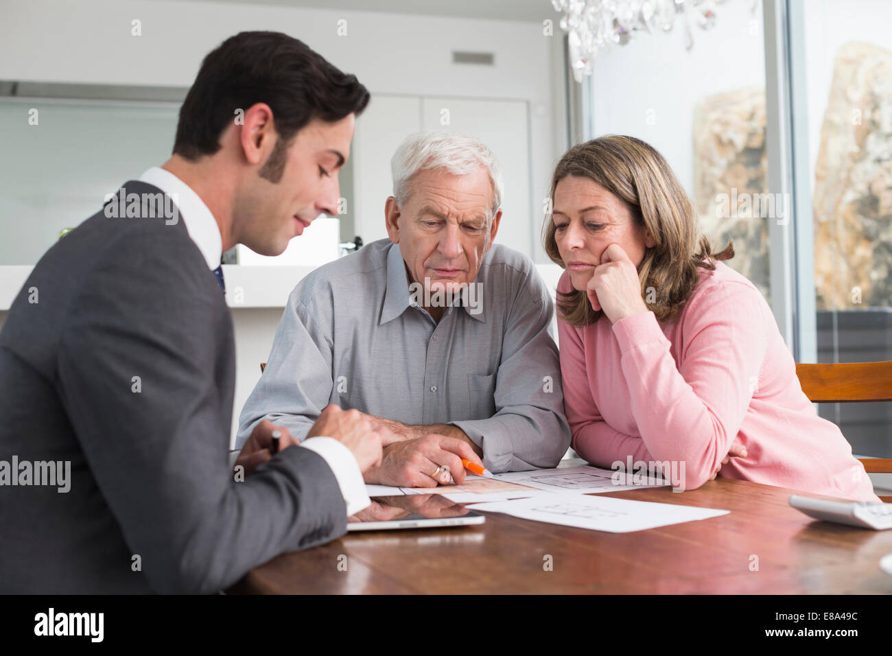Consultant plus hi-res stock photography and images - Alamy