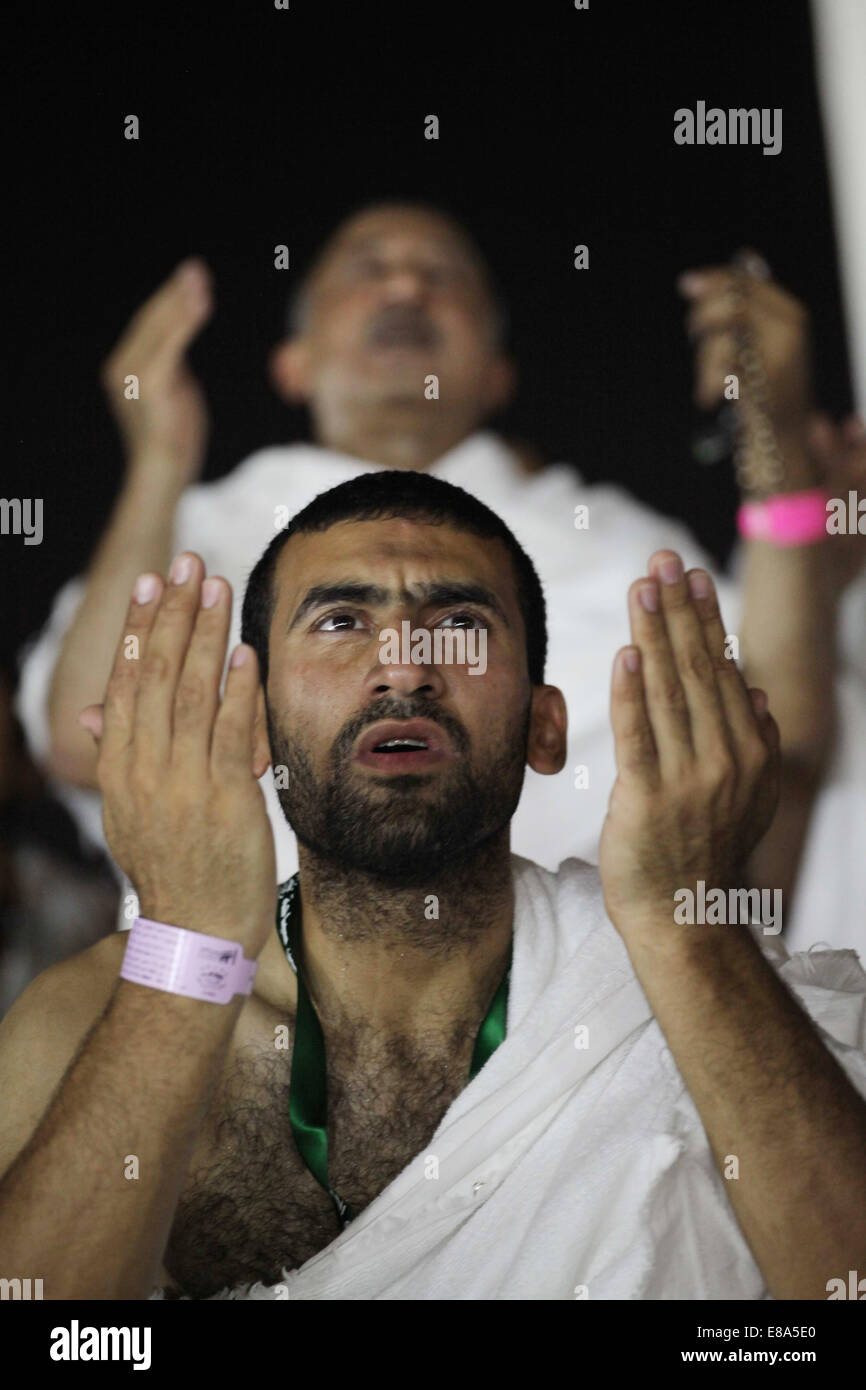 Mount of mercy mecca hi-res stock photography and images - Alamy