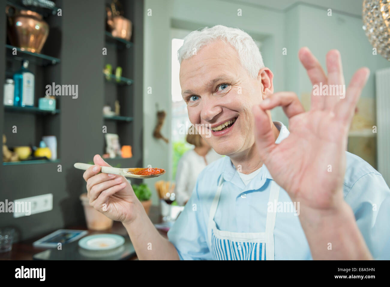 Food tasting sign hi-res stock photography and images - Alamy