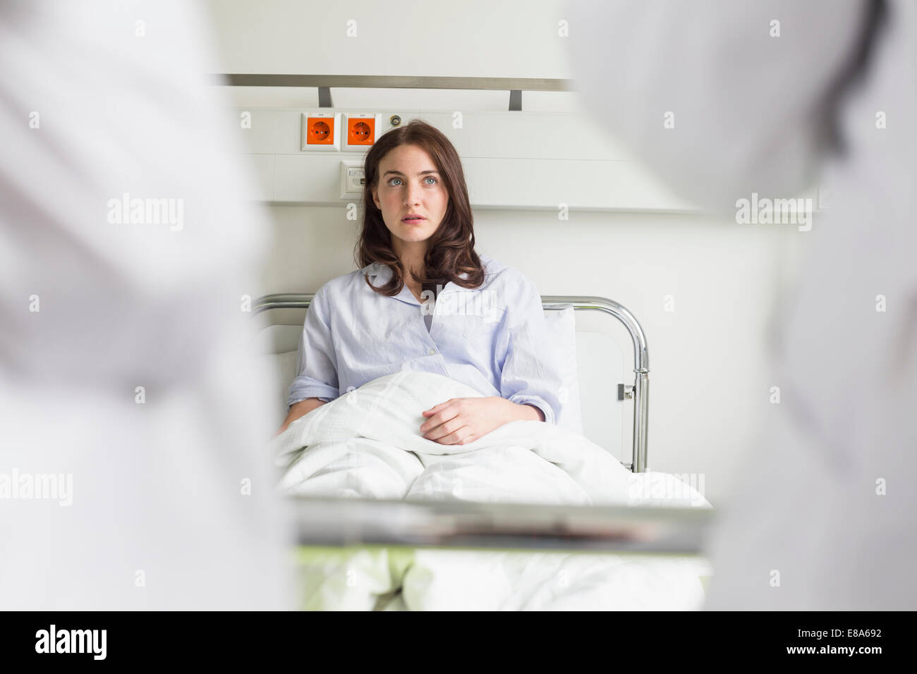 Doctors' visit in hospital Stock Photo - Alamy