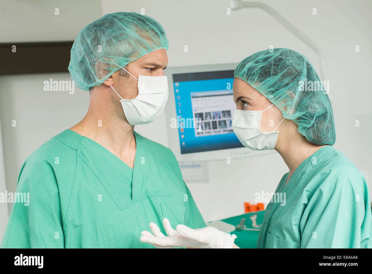 Doctors discussing operation Stock Photo - Alamy