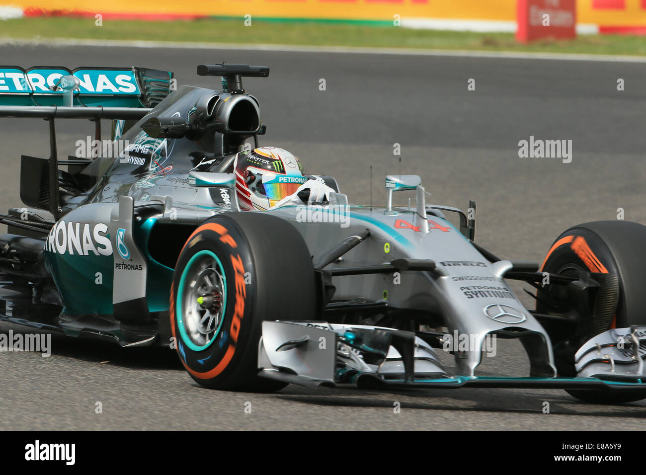 Japanese grand prix lewis hamilton hi-res stock photography and images ...