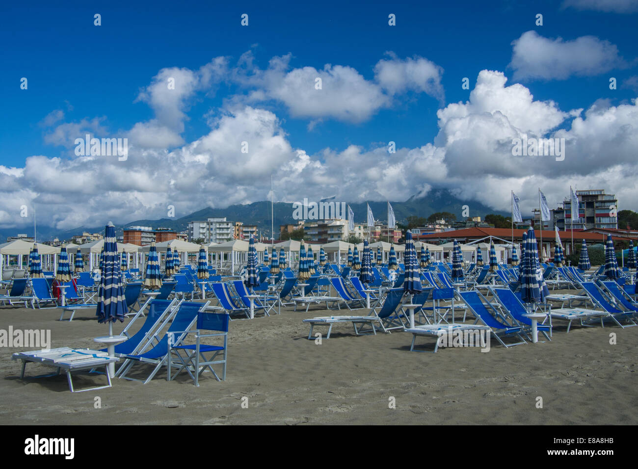 Viareggio italy beach hi-res stock photography and images - Alamy