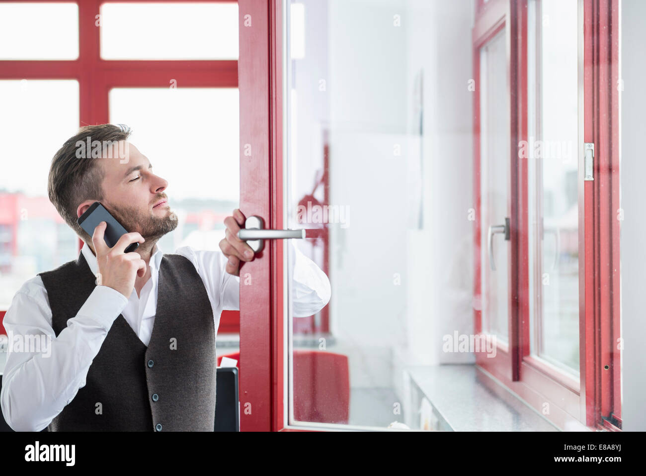 Office open window hi-res stock photography and images - Alamy