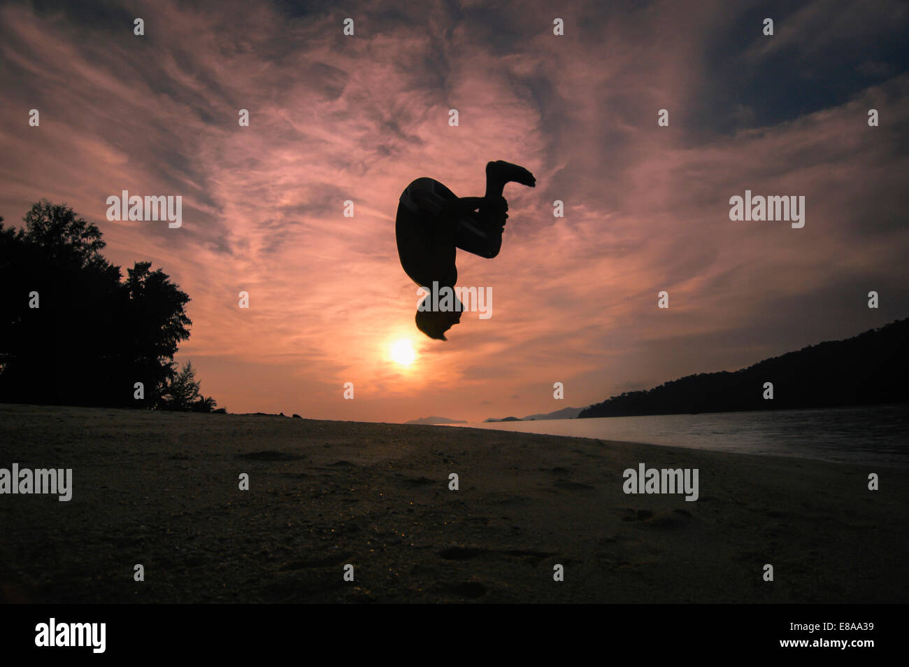 Backward roll hi-res stock photography and images - Alamy