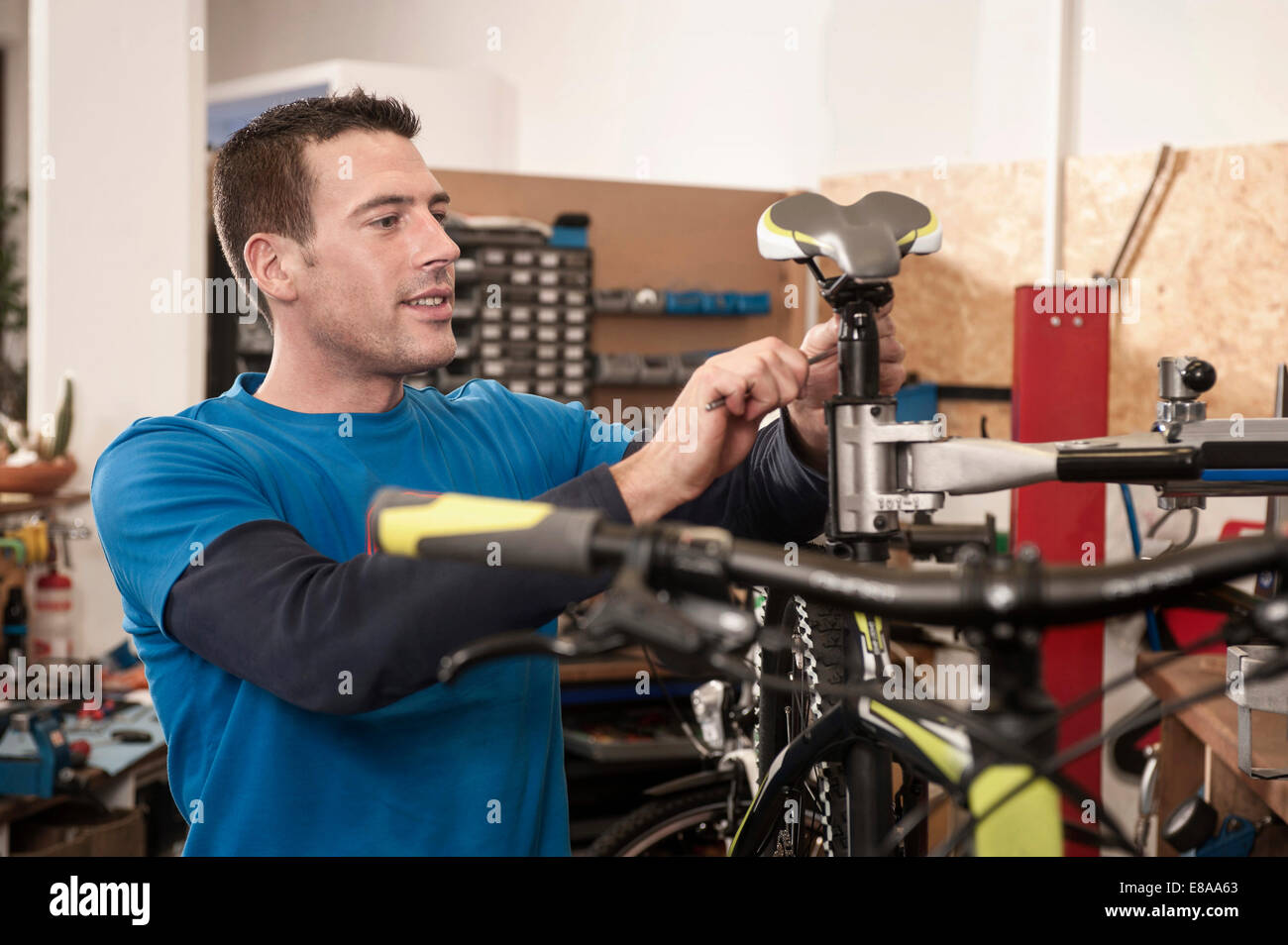 Repairing bicycles hi-res stock photography and images - Alamy