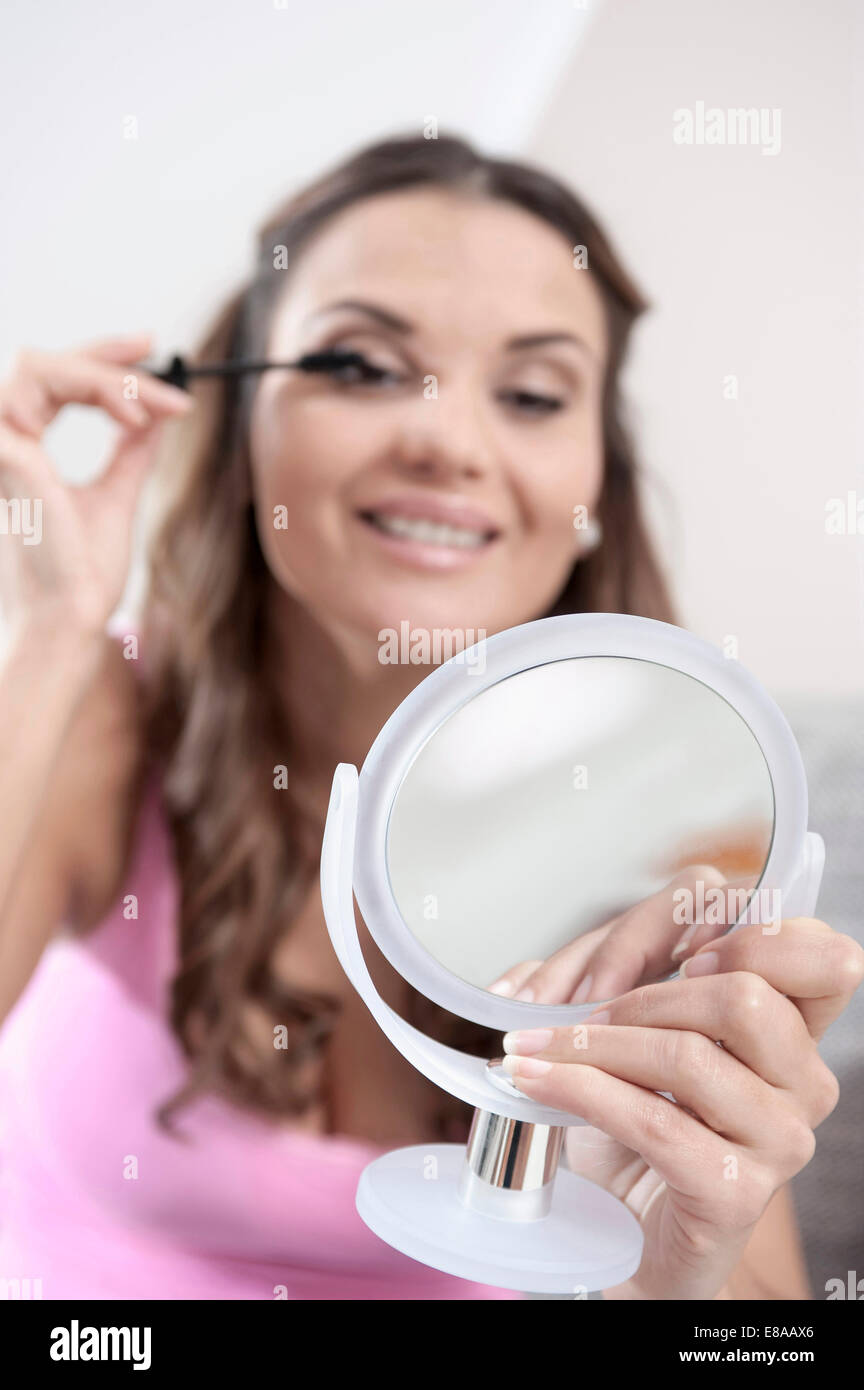 Make up mirror hand holding hi-res stock photography and images - Alamy
