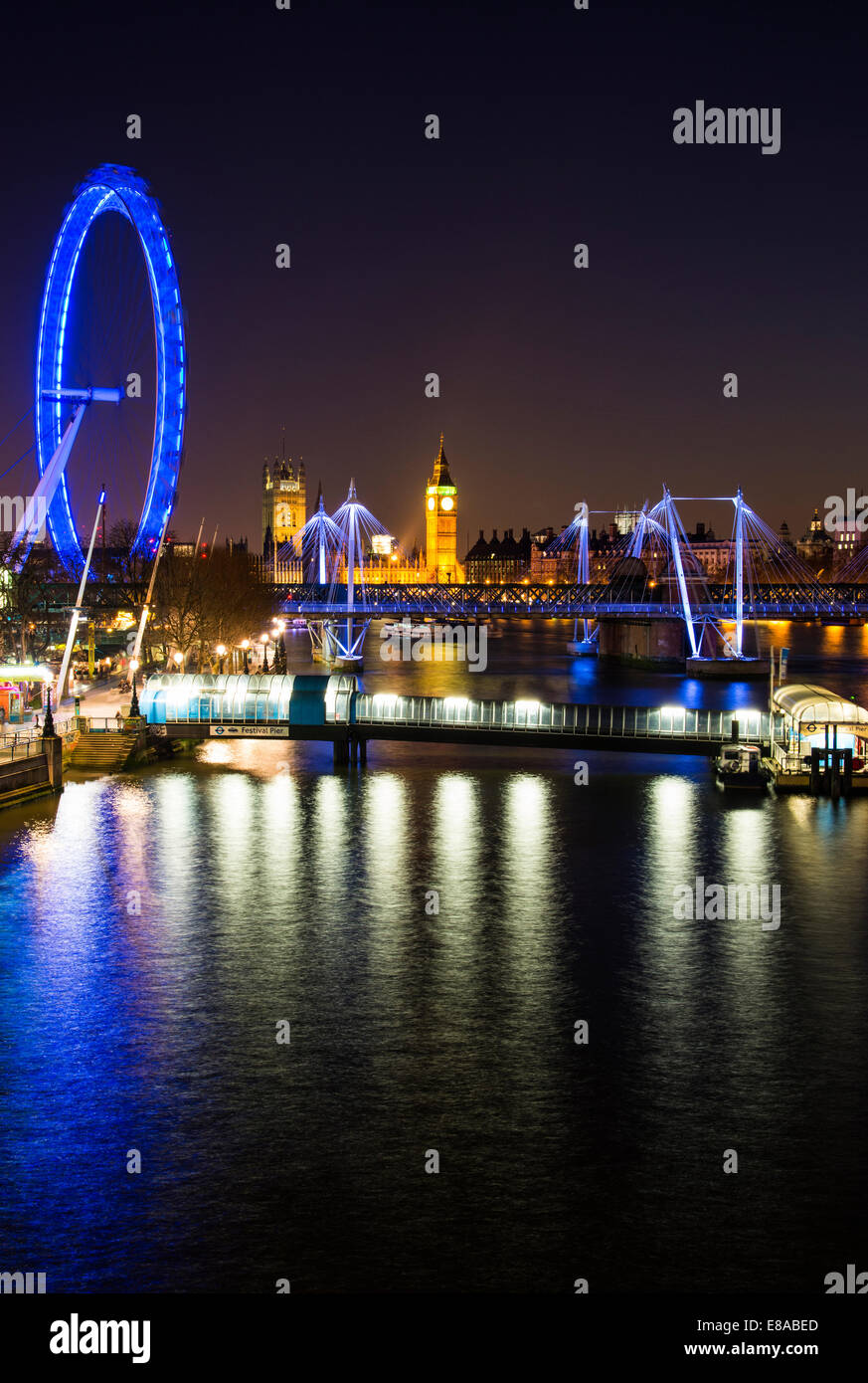 Golden jubilee bridges london hi-res stock photography and images - Alamy