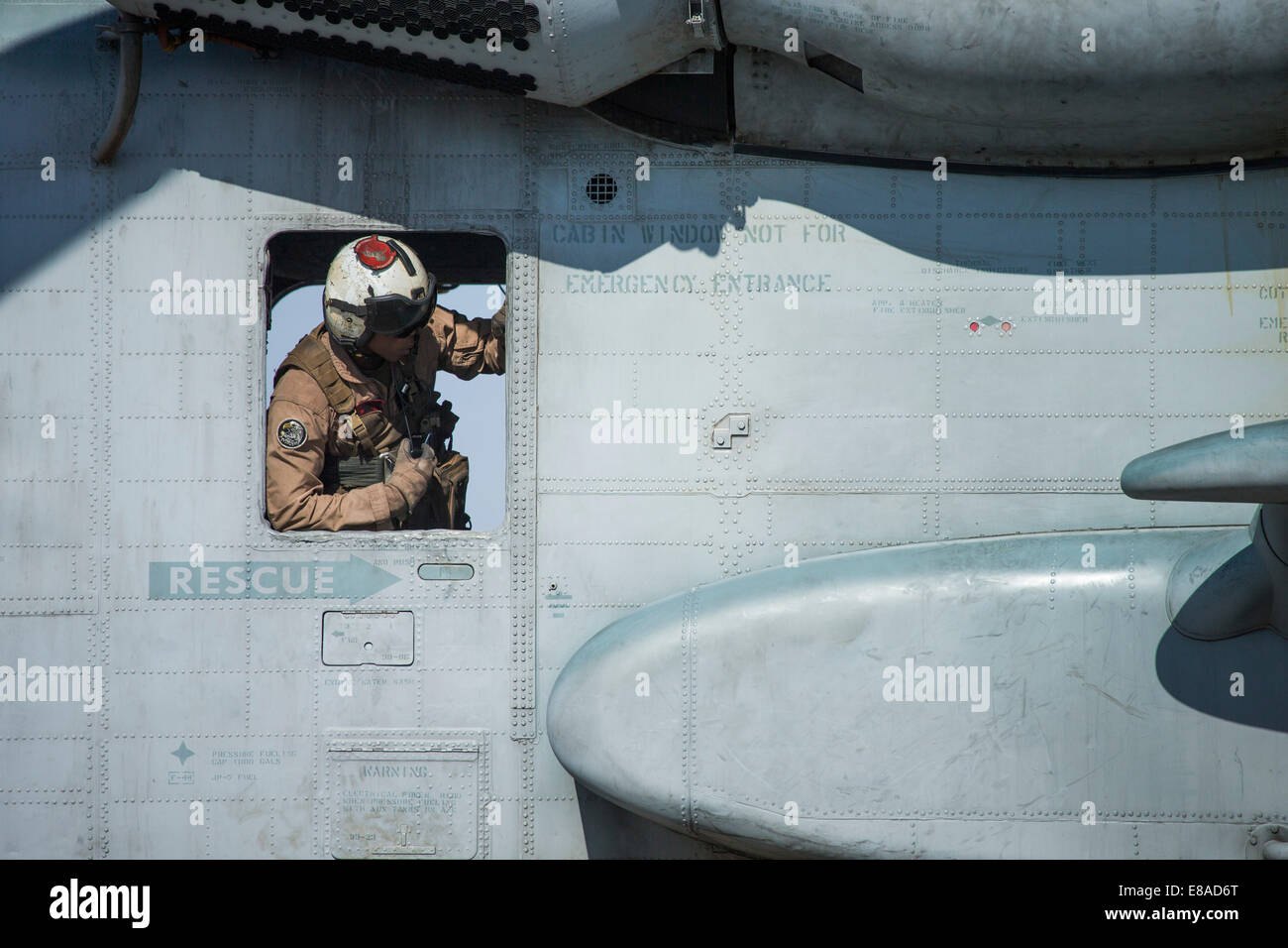 Usmc combat camera hi-res stock photography and images - Alamy