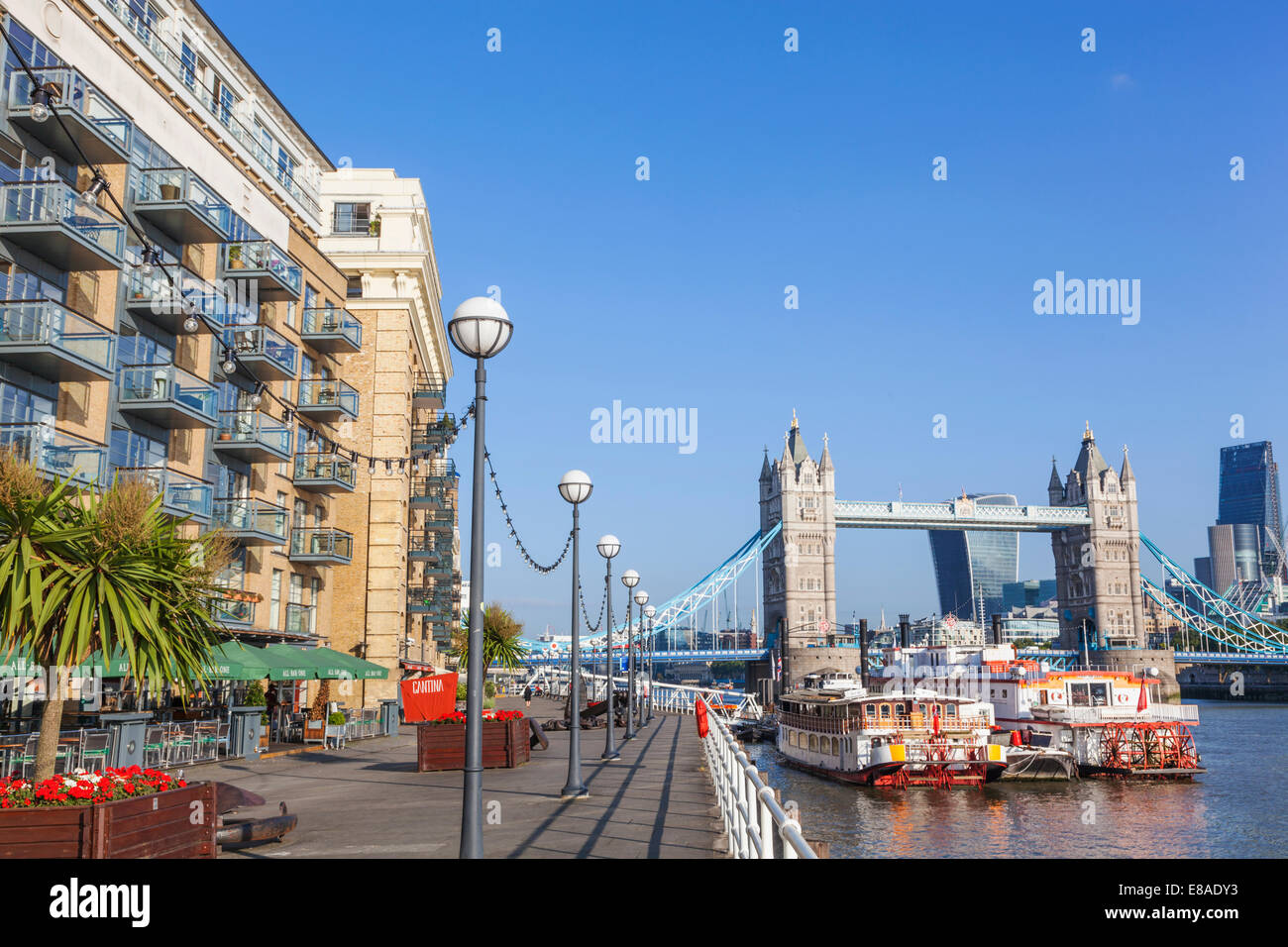 Tower bridge wharf hi-res stock photography and images - Alamy