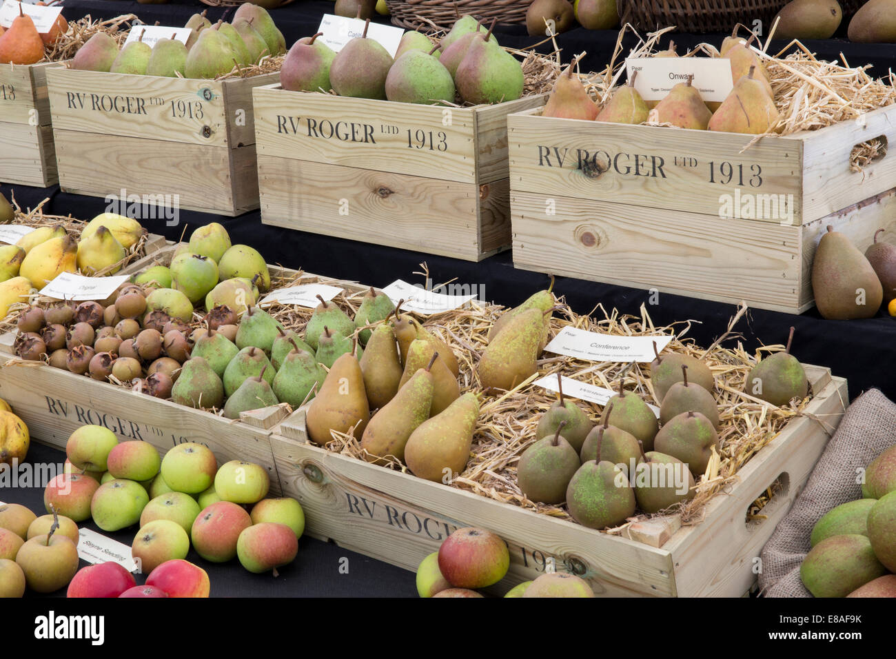 English pears hi-res stock photography and images - Alamy
