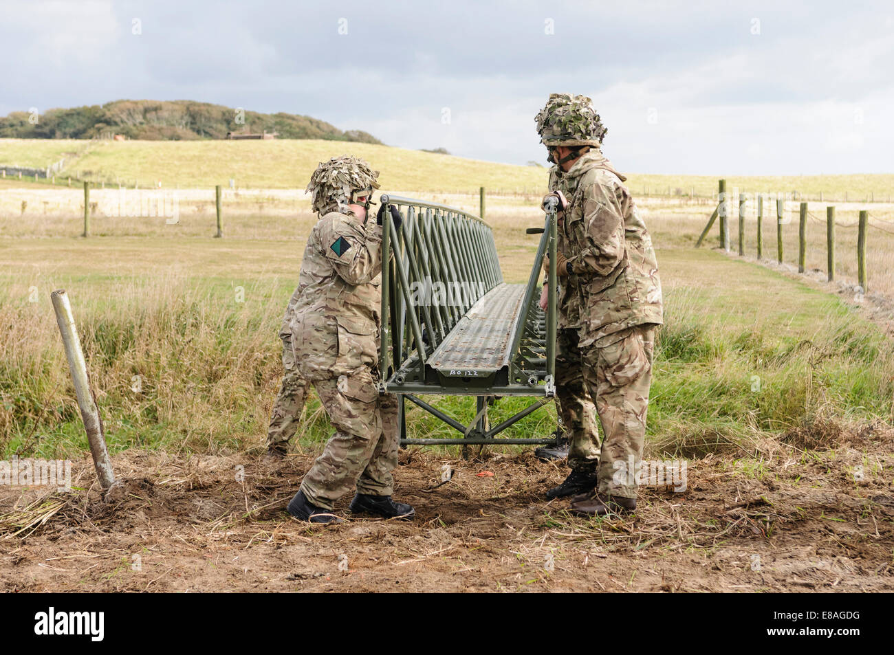 RIR soldiers build a bridge to span a 10m gap in under 2 minutes Stock ...