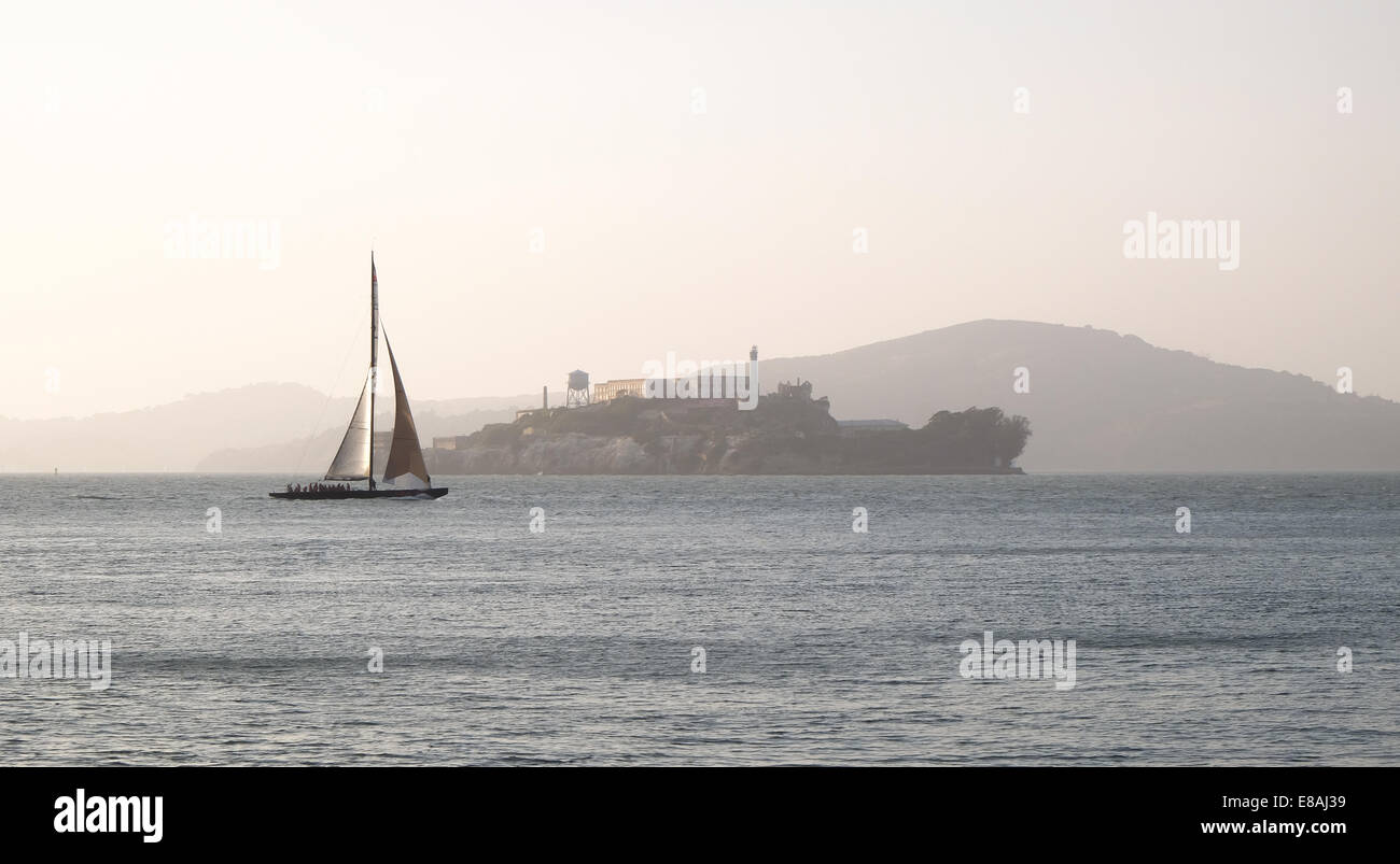 Alcatraz island prison hi-res stock photography and images - Alamy