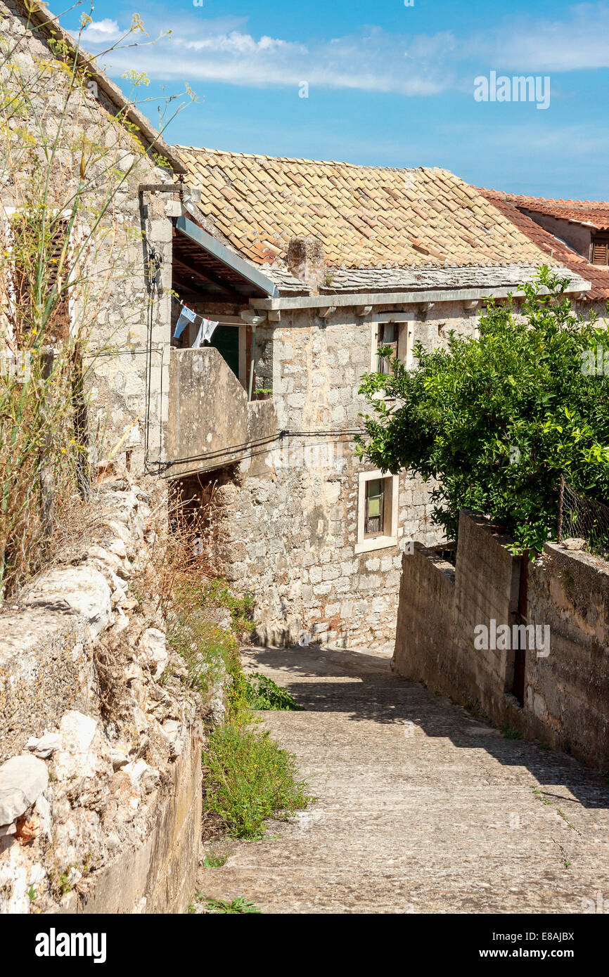 Pitve village (Donje Pitve - New or Lower Pitve) on Hvar island ...