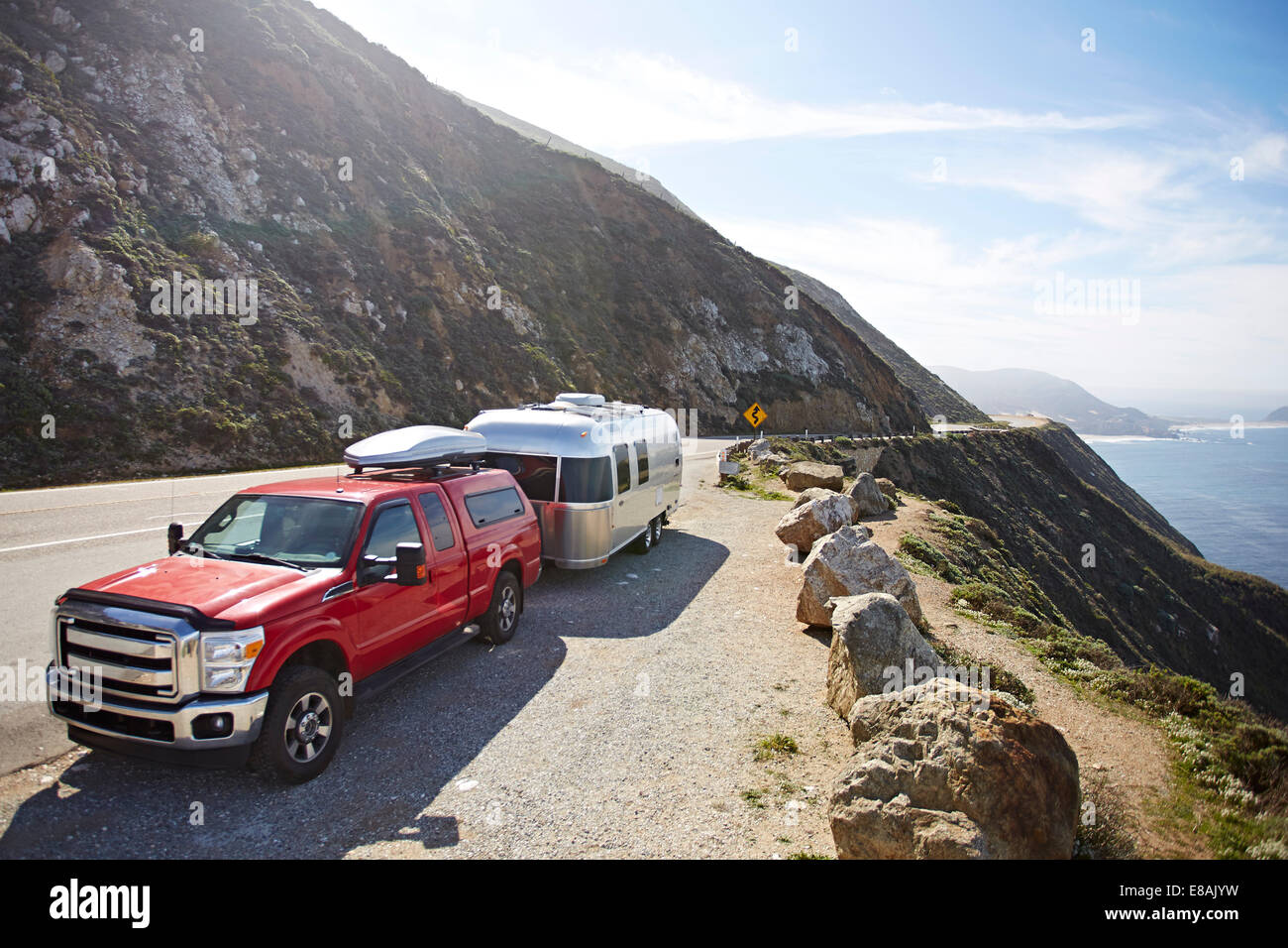 Attached trailer to truck hi-res stock photography and images - Alamy