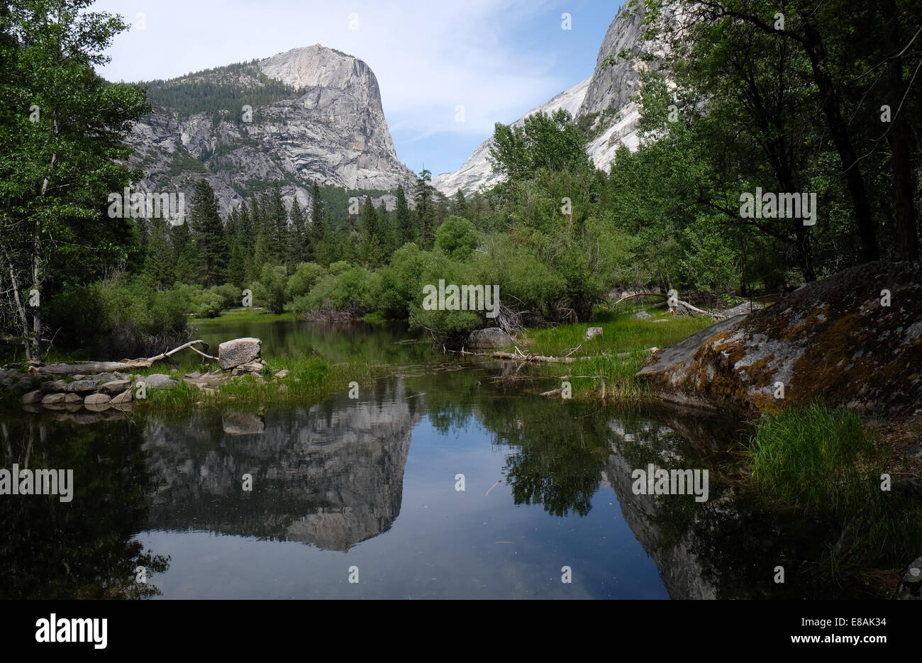 Mirror lake yosemite national park hi-res stock photography and images ...