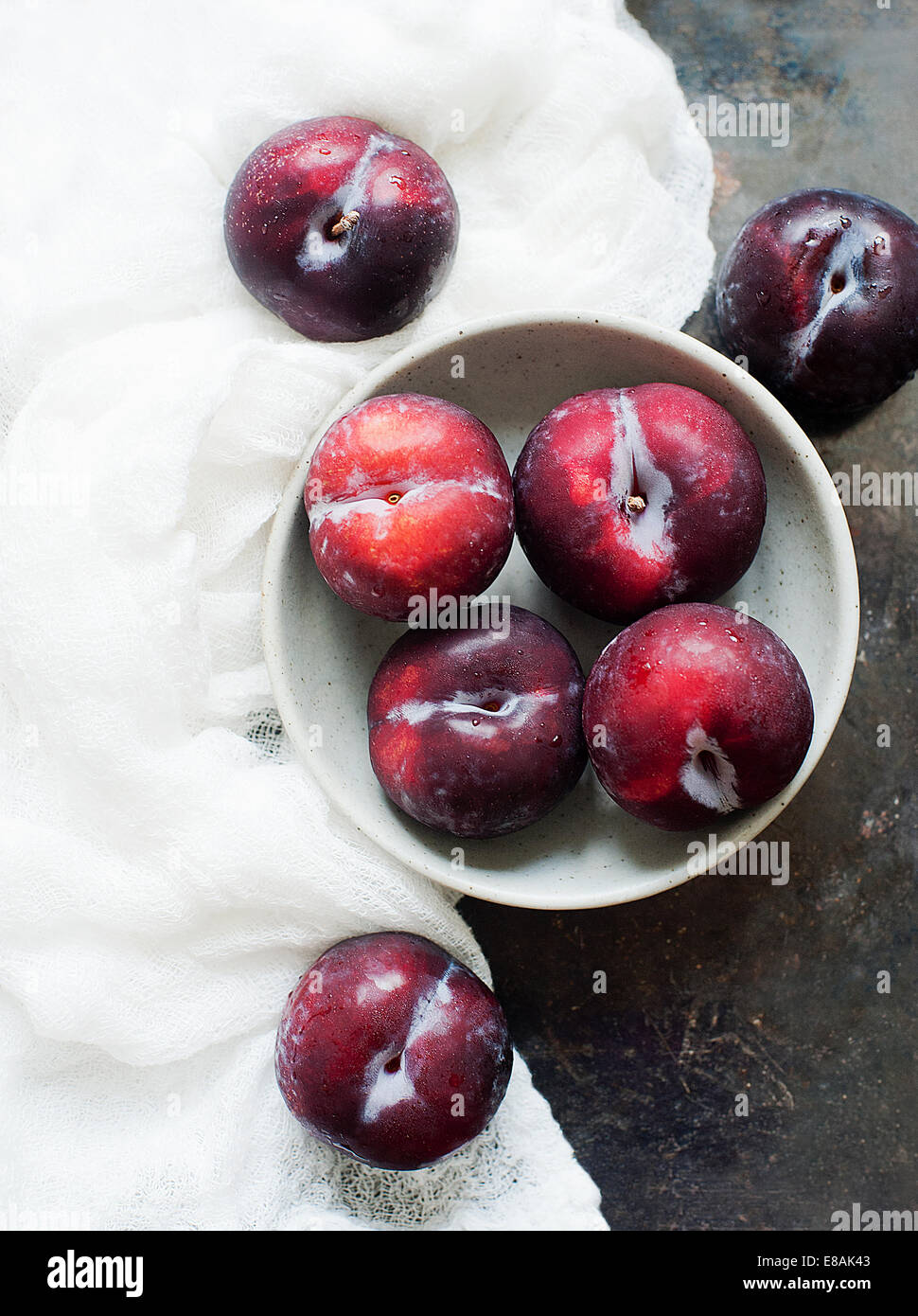Fresh plums, still life Stock Photo - Alamy