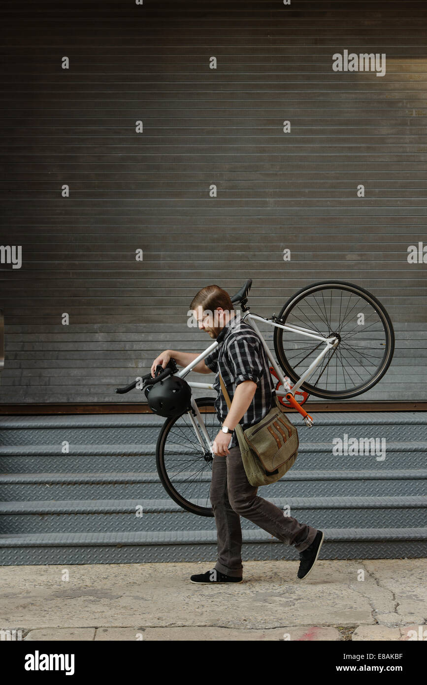 Full Cycle High Resolution Stock Photography and Images - Alamy