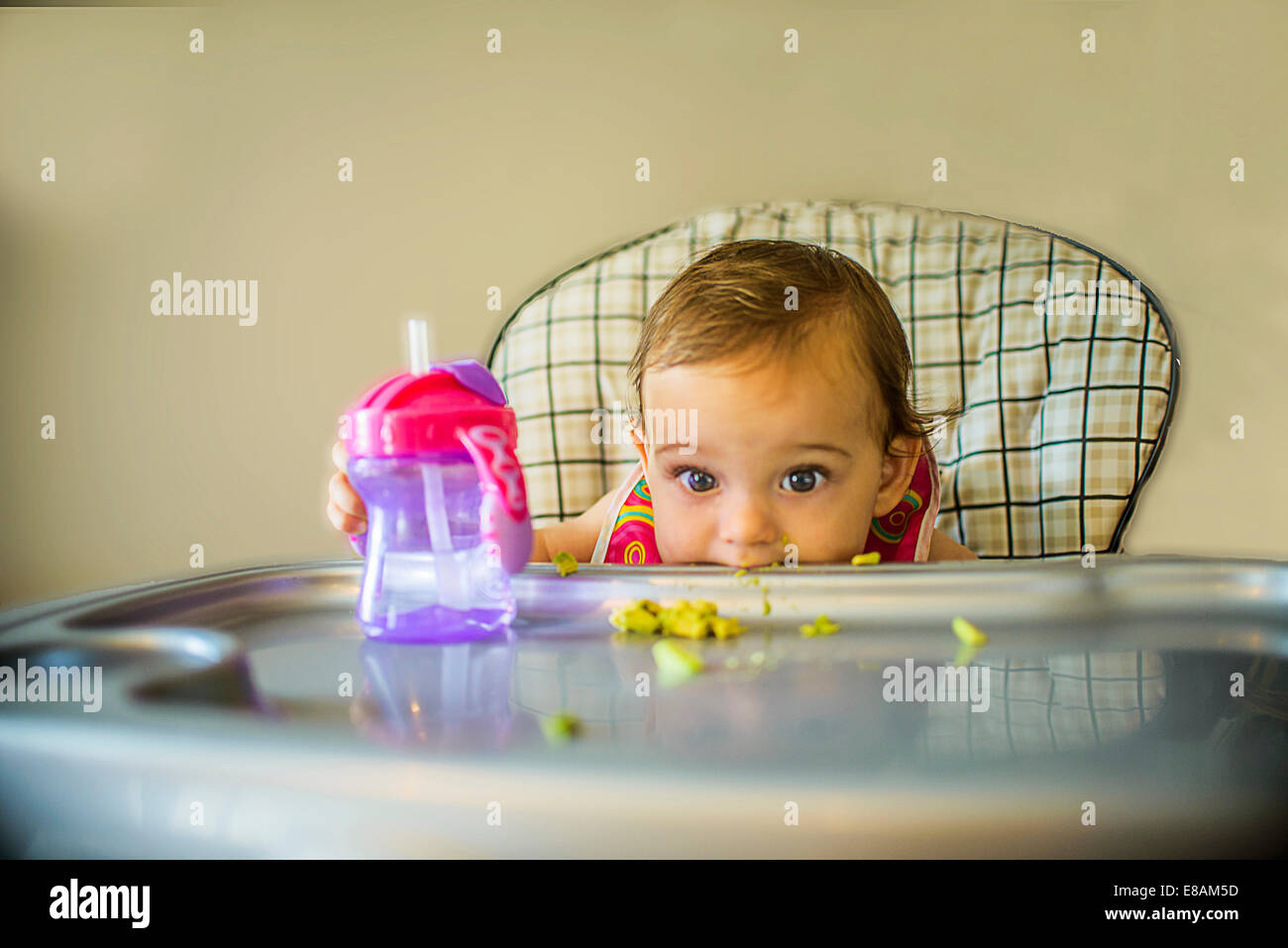 Shy girls hi-res stock photography and images - Alamy