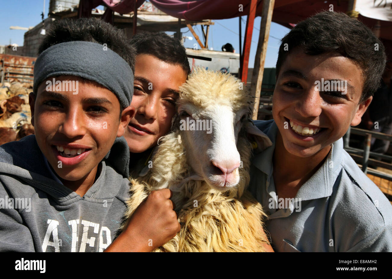 3rd world children hi-res stock photography and images - Alamy