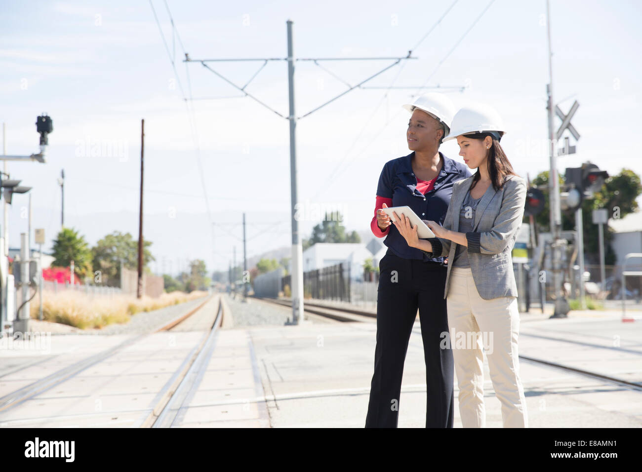 Female architects hi-res stock photography and images - Alamy