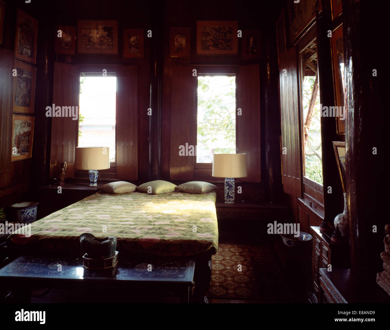 Traditional bedroom in Thailand Stock Photo - Alamy