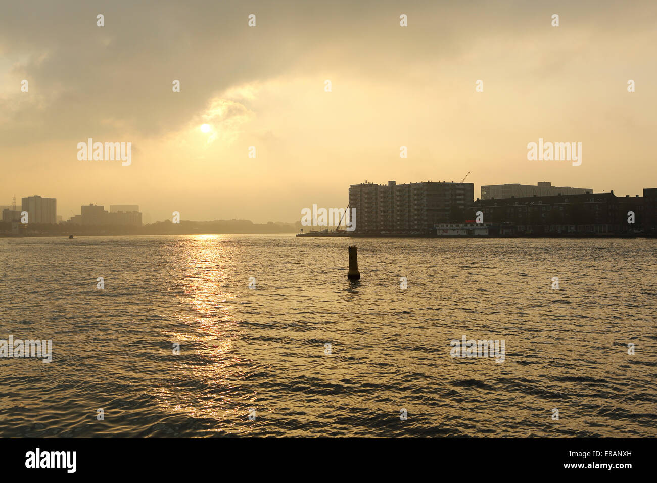 A hazy morning in Rotterdam, the Netherlands Stock Photo - Alamy
