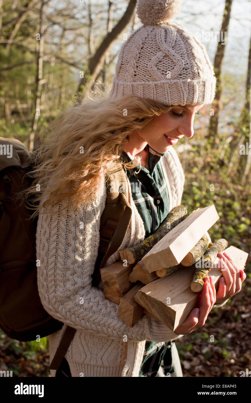 Woman and wood and white and jersey hi-res stock photography and images ...