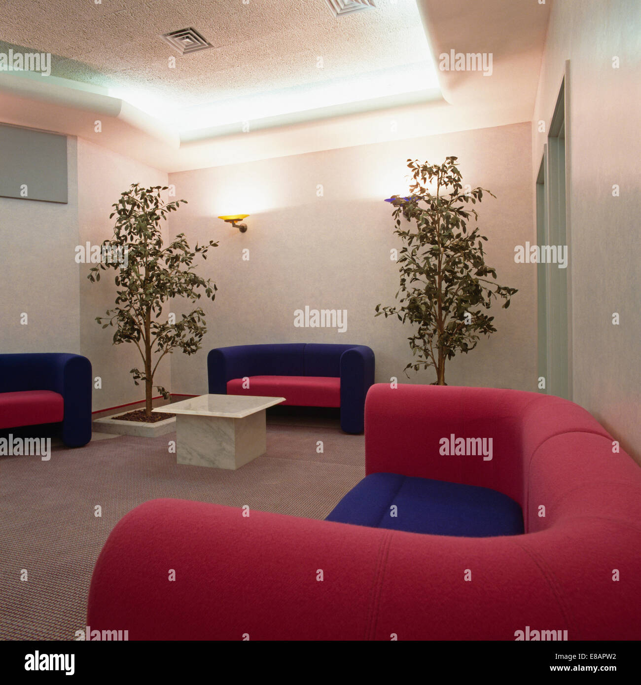 Seventies reception furniture hi-res stock photography and images - Alamy