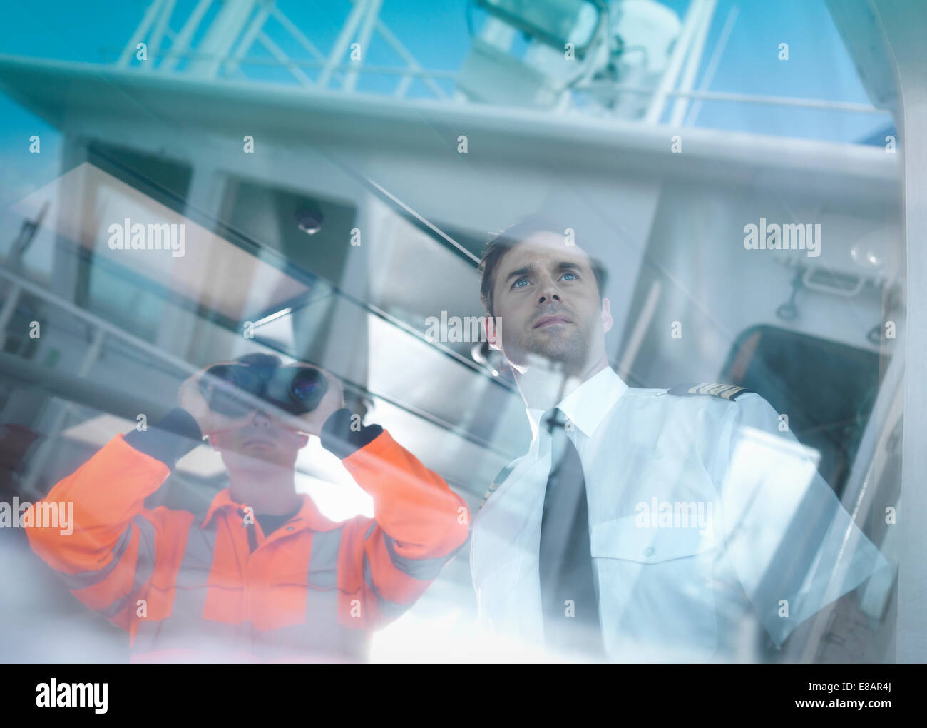 Container ship worker hi-res stock photography and images - Alamy