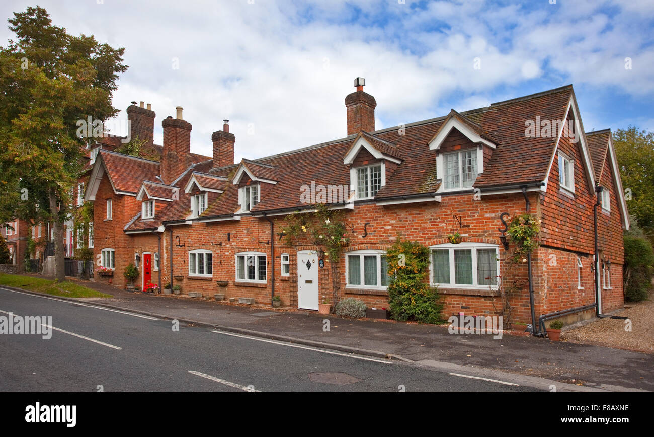 Cottages, Hursley, Hampshire, England Stock Photo - Alamy