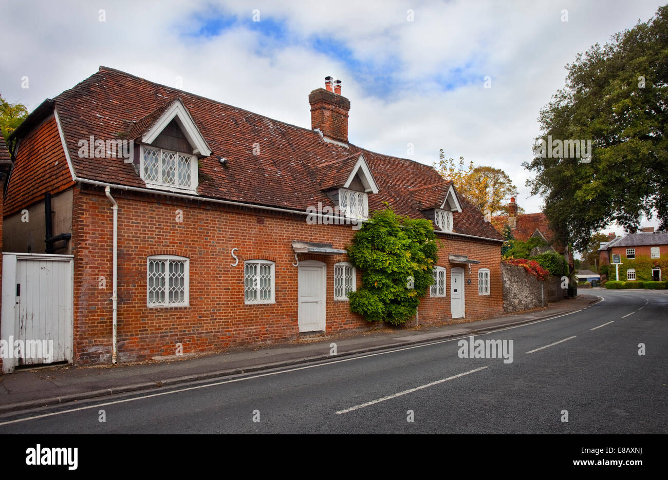 Cottages, Hursley, Hampshire, England Stock Photo - Alamy