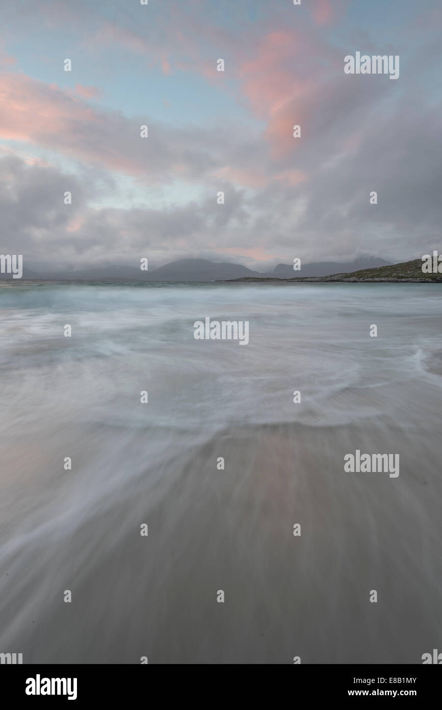 Empty dusk beach hi-res stock photography and images - Alamy
