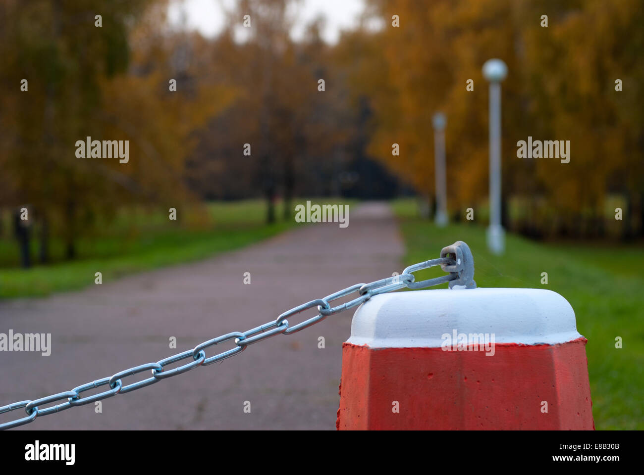 park alley shallow DOF landscape Stock Photo - Alamy