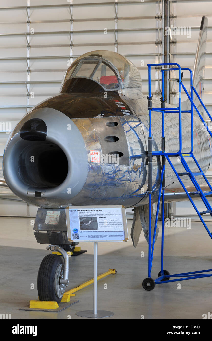 Calgary aviation museum hi-res stock photography and images - Alamy