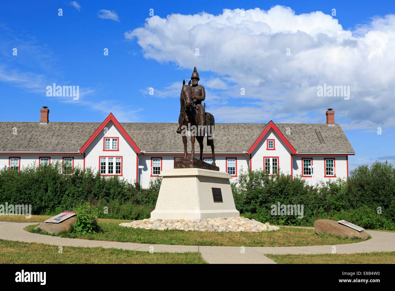 Calgary statue hi-res stock photography and images - Alamy