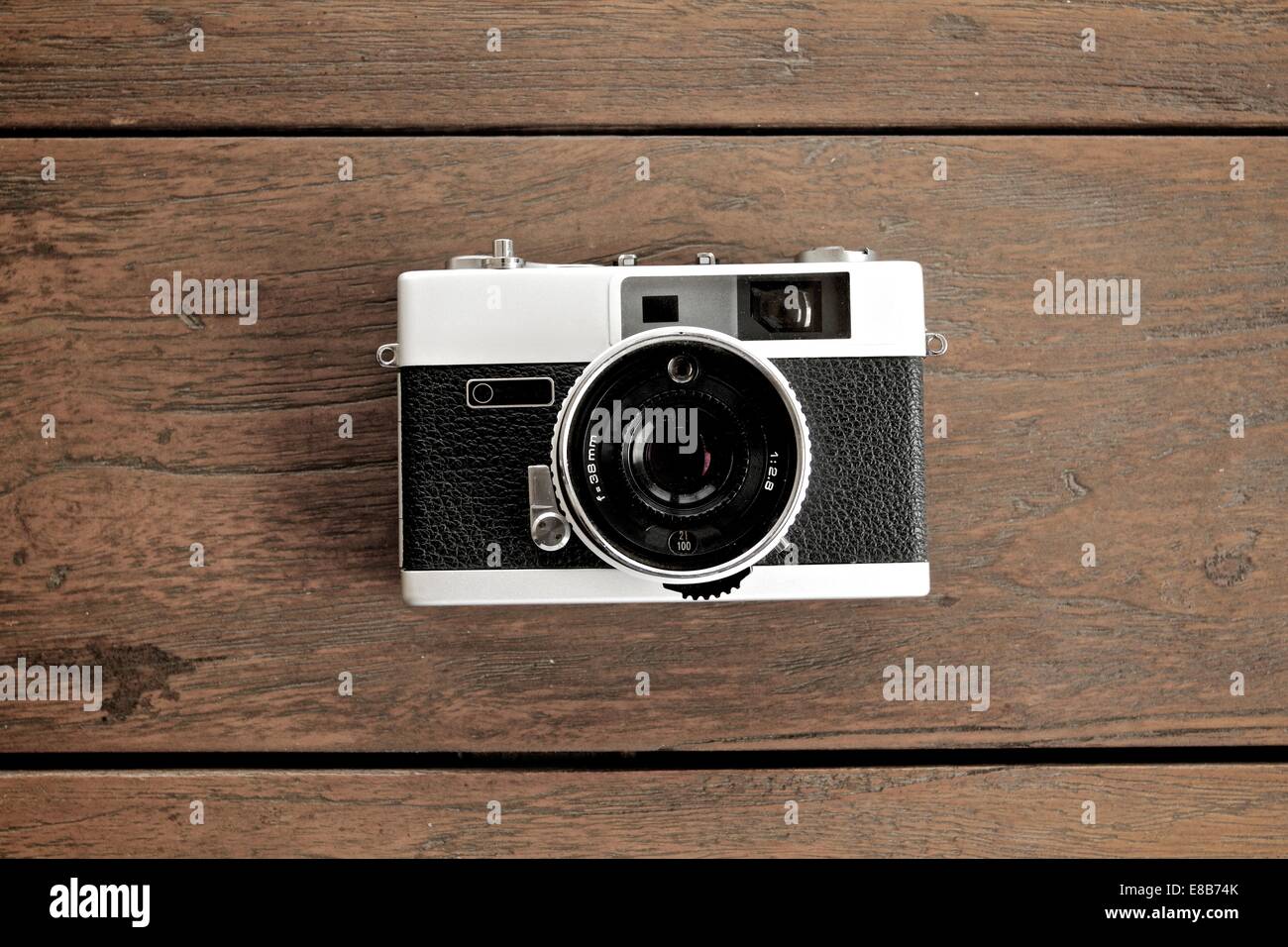 Film camera movie table hi-res stock photography and images - Alamy
