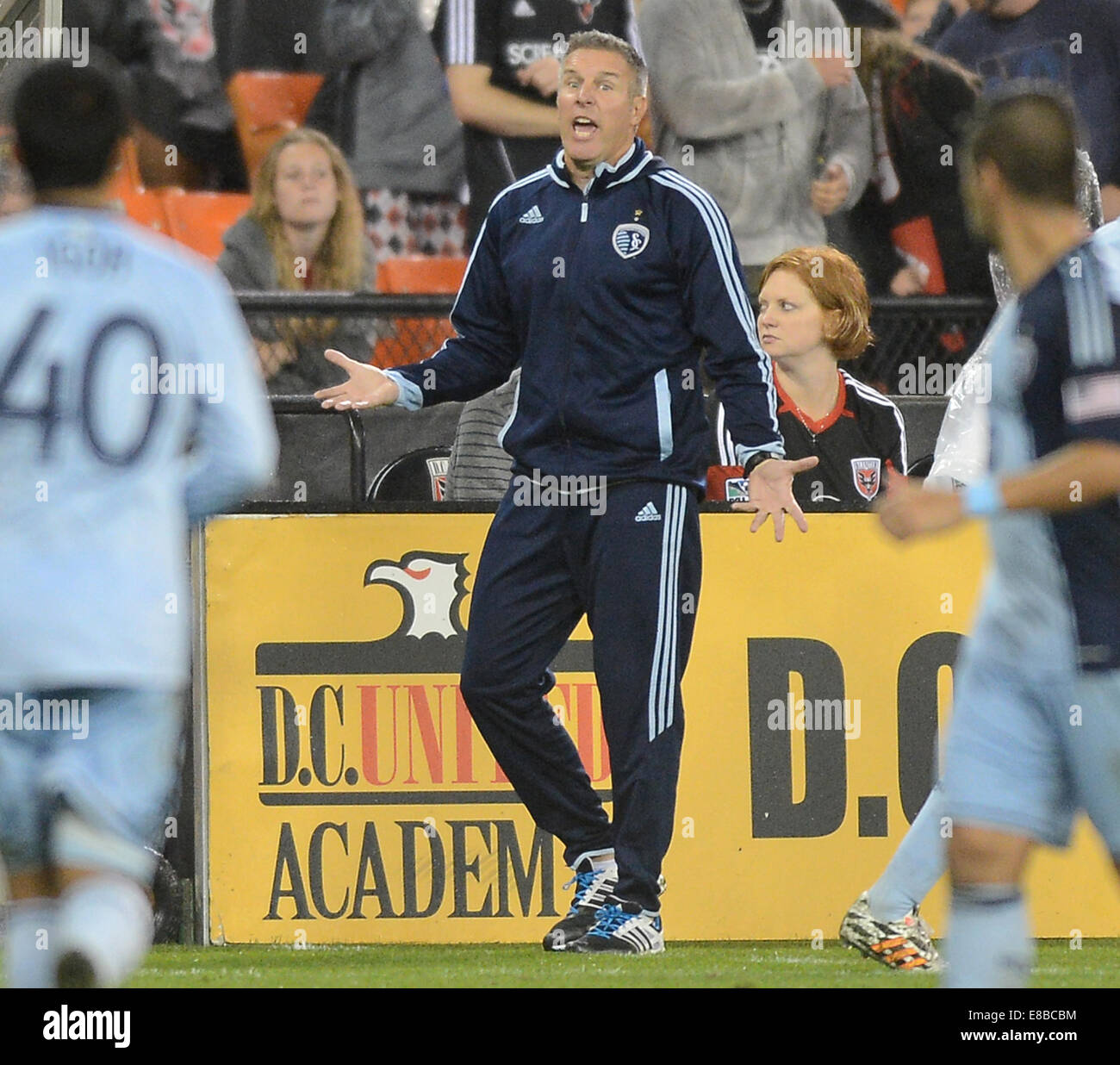 Washington, DC, USA. 3rd Oct, 2014. 20141003 - Sporting KC head coach ...
