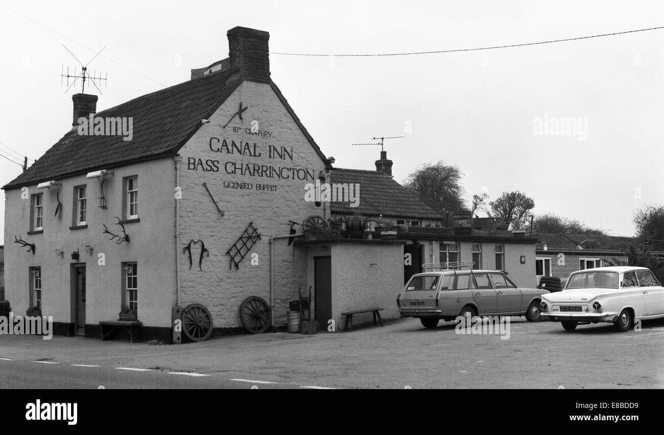 The Canal Inn Wrantage in 1974 number 0183 Stock Photo - Alamy