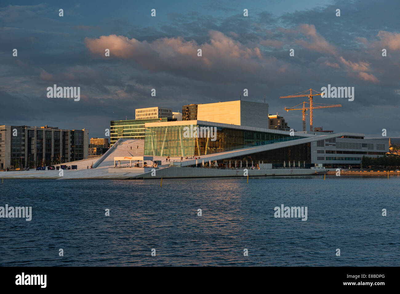 Oslo opera house norway hi-res stock photography and images - Alamy