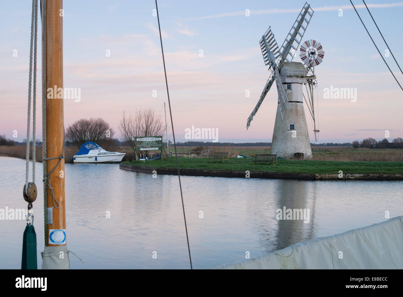 A view of Thurne Mill in the Norfolk Broads Stock Photo - Alamy