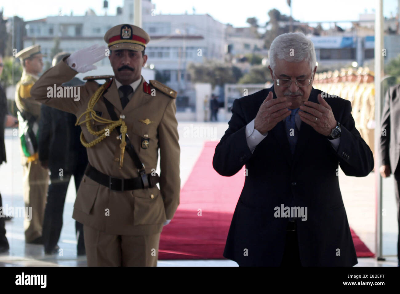 Ramallah, West Bank, Palestinian Territory. 4th Oct, 2014. Palestinian ...