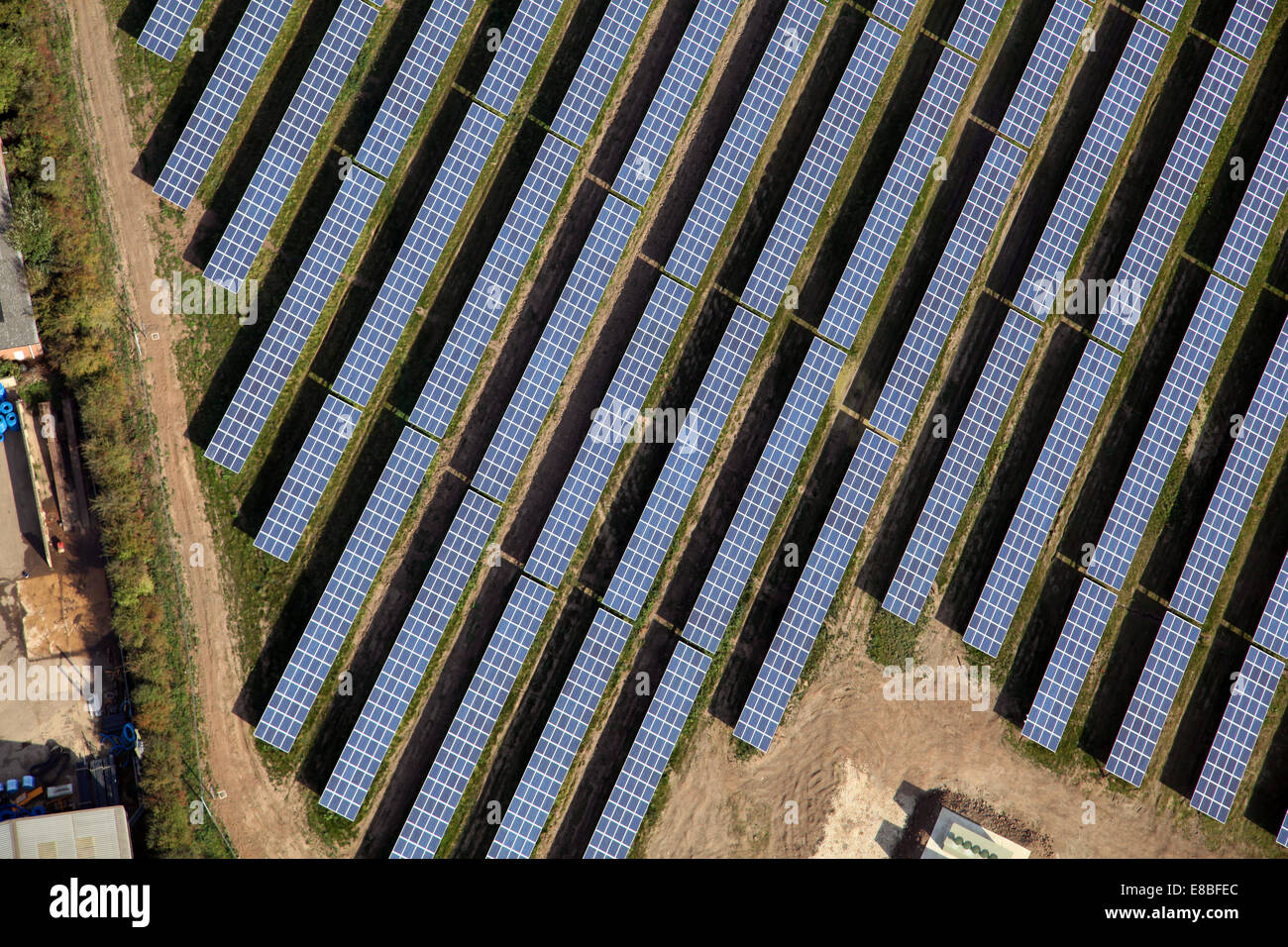 aerial view of solar panels on a solar farm in Lincolnshire Stock Photo ...